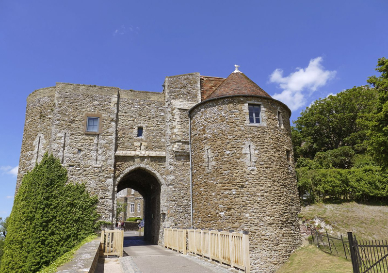 Dover Castle Tickets London | Explore England’s Iconic Fortress - JTR ...