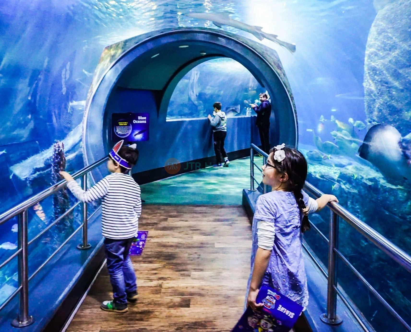 SEA LIFE Melbourne Aquarium and LEGOLAND Discovery Centre Tickets