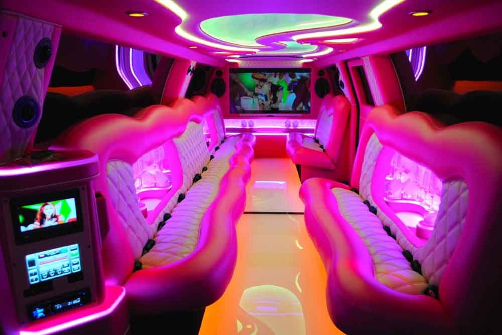 Luxury Limo Dubai - Pink Panther GMC Limo Ride Dubai - JTR Holidays