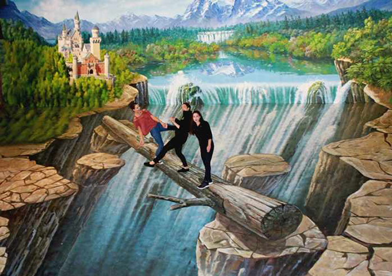3D Trick Art Gallery - Rotorua | Interactive Art & Optical Illusions ...