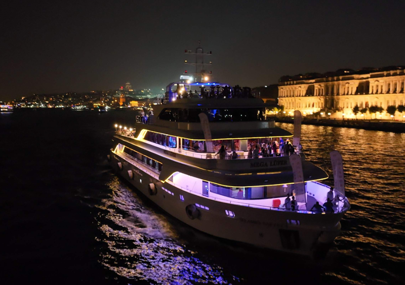 Mega Lufer Bosphorus Dinner Cruise & Show with Private Table | Istanbul ...